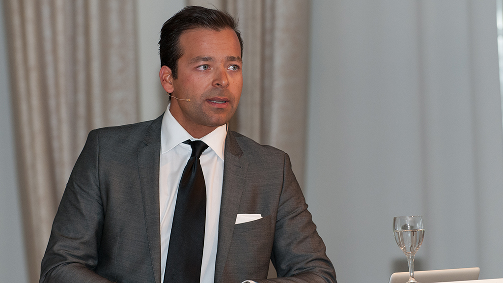 Why You Should Never Conduct Emotional Negotiations on Your Own: MBS ...