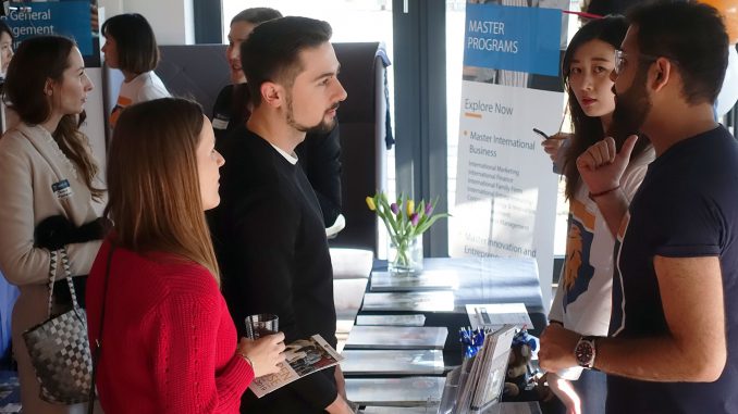 Prospective Students Explore MBS at 2019 MBS Open House Event