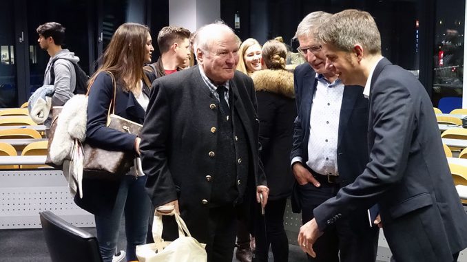 The Honorable Businessman: Dr. Claus Hipp Visits Munich Business School